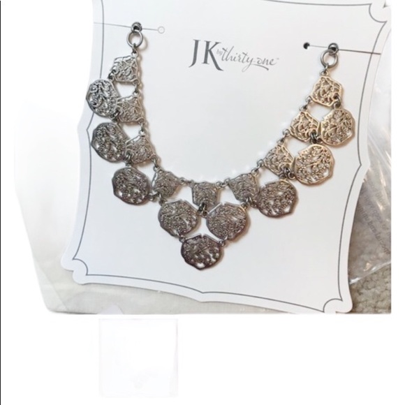 thirty-one | Jewelry | Jk By 3 Gifts Fairhaven Silver Tone Necklace New ...
